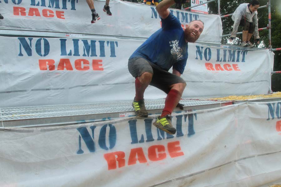 No Limit Race Medium | Obstacle Mag